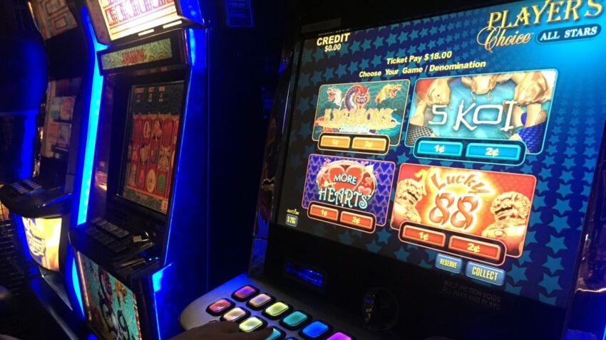 What We Are Familiar Slot Machine Banks? – Need to Know More ...